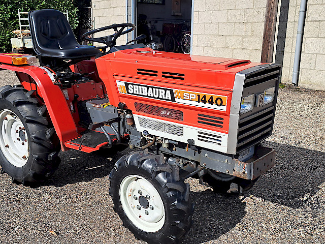 Shibaura SP1440 4WD GEBRUIKT - Tractor